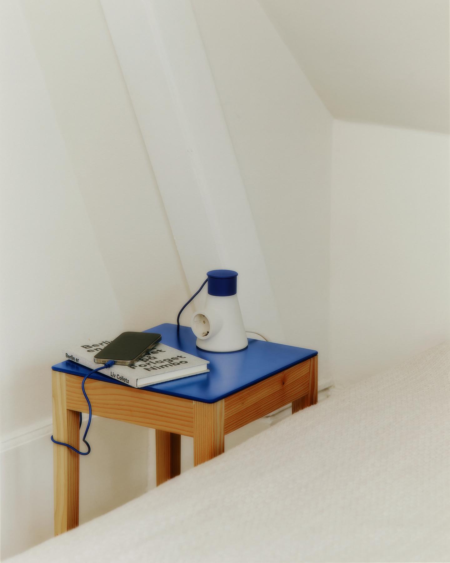 Hopper - Light Oak – Pedestal ES